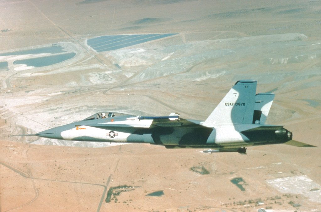 F-17 "Cobra", Истребитель фирмы Northrop | Энциклопедия военной техники